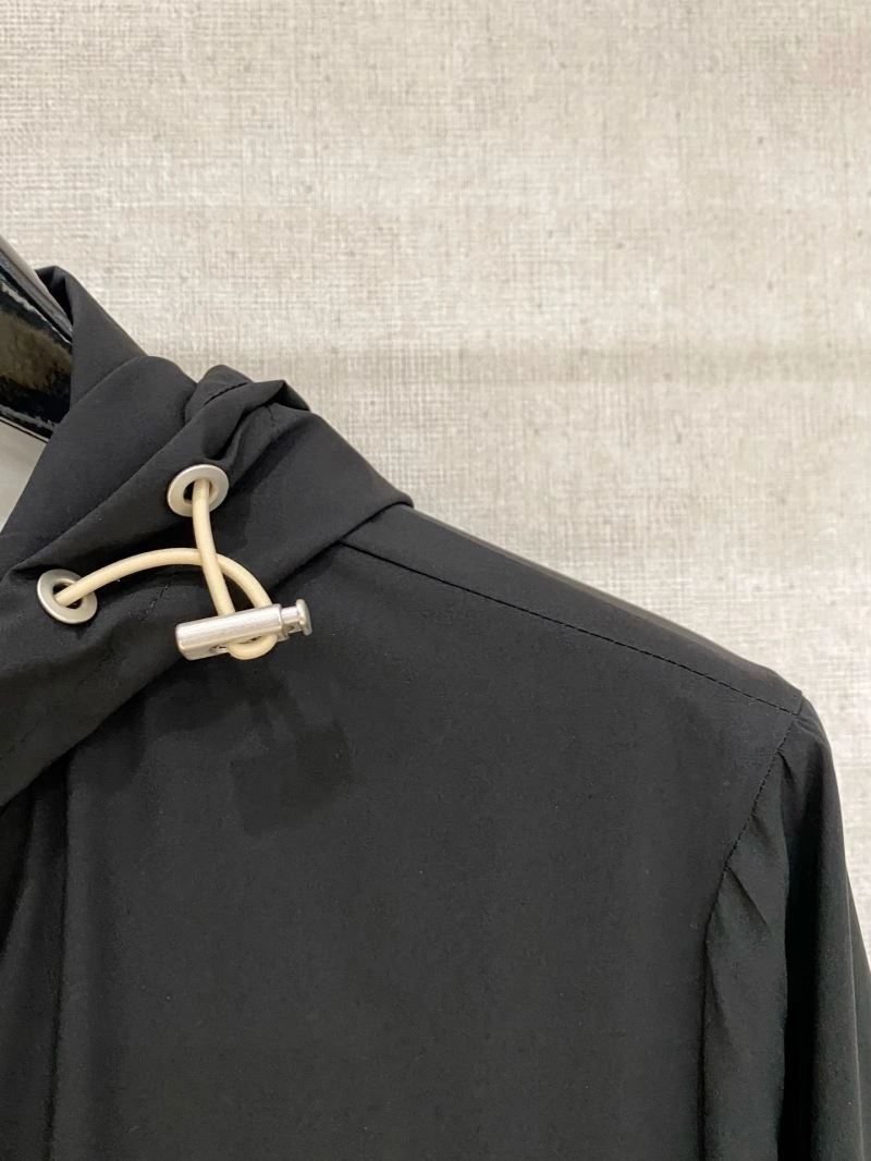 Indistinguishable Brunello Cucinelli Outwear