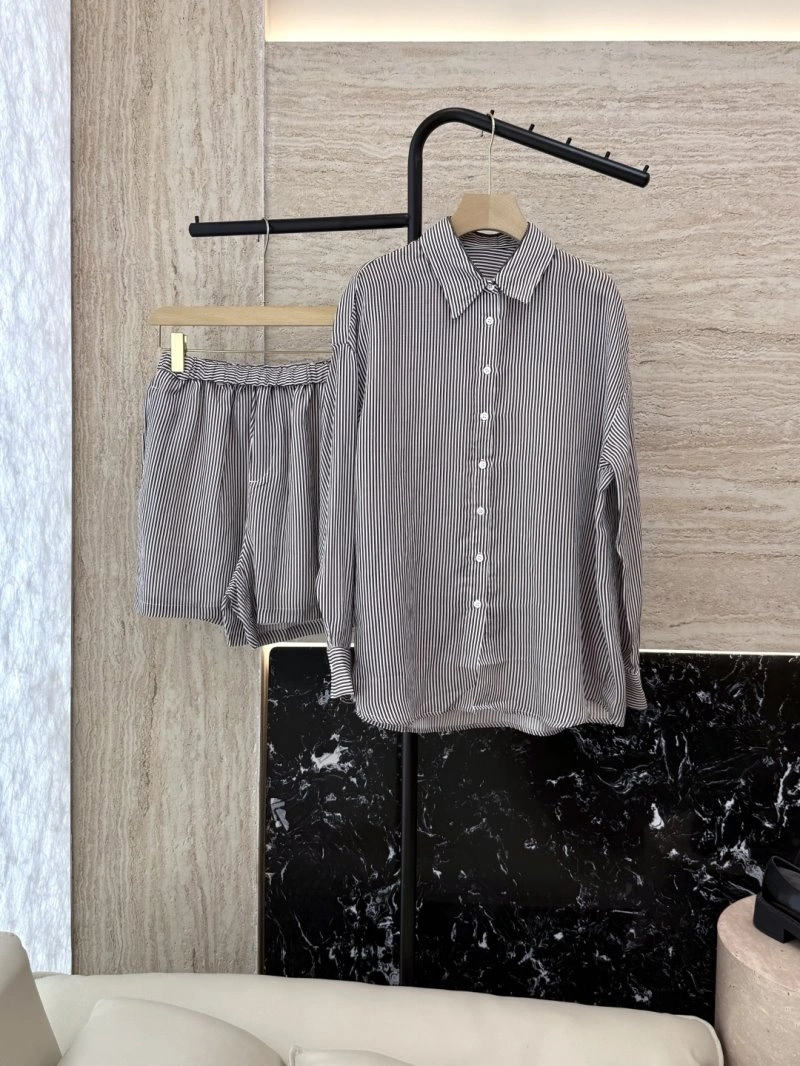 Brunello Cucinelli Short Suits