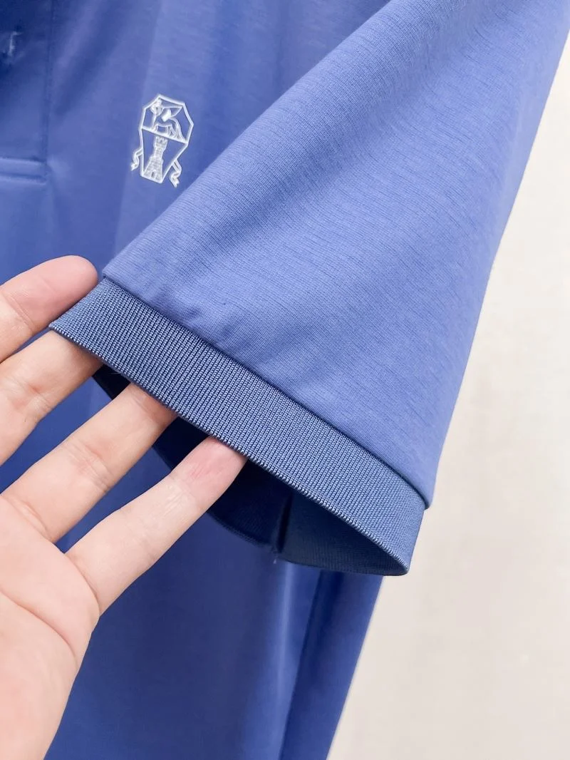 Accurate model Brunello Cucinelli T-Shirts