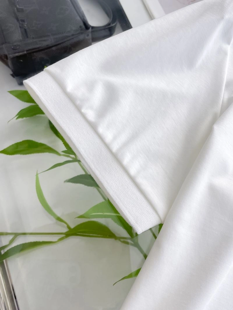 Top match Brunello Cucinelli T-Shirts