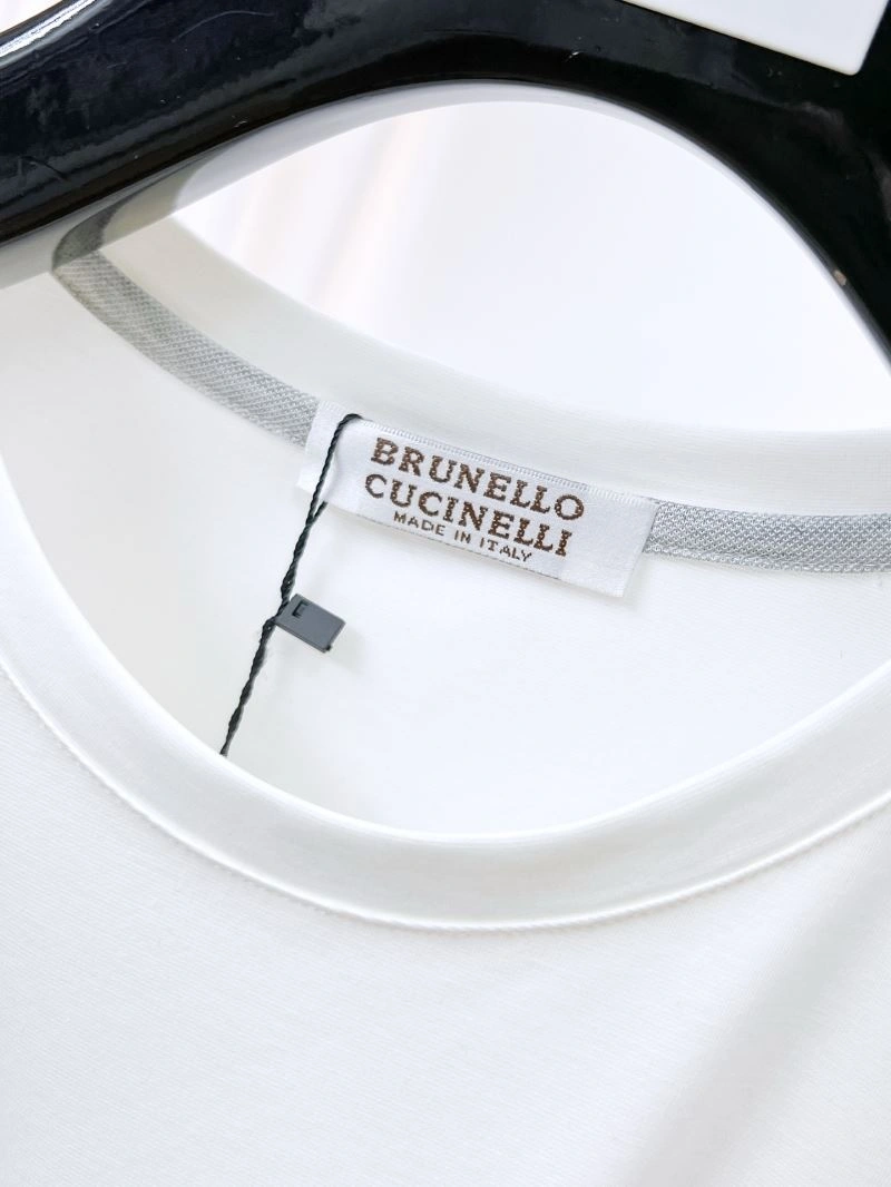 Accurate model Brunello Cucinelli T-Shirts
