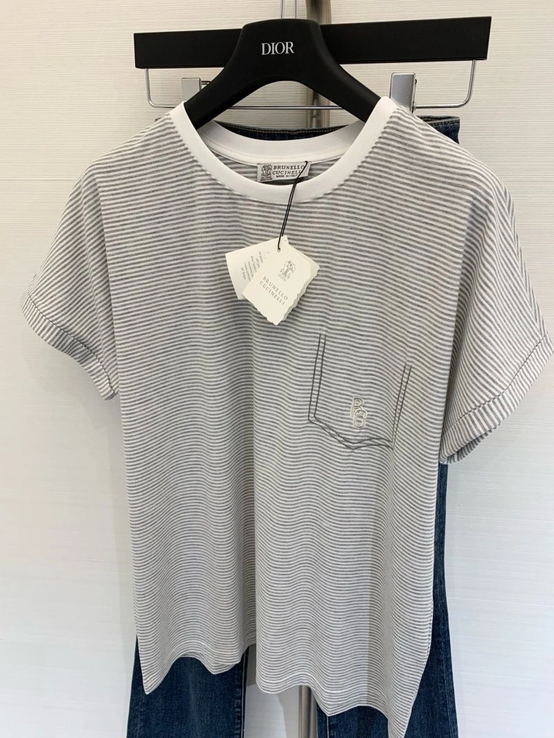 Reasonably priced Brunello Cucinelli T-Shirts