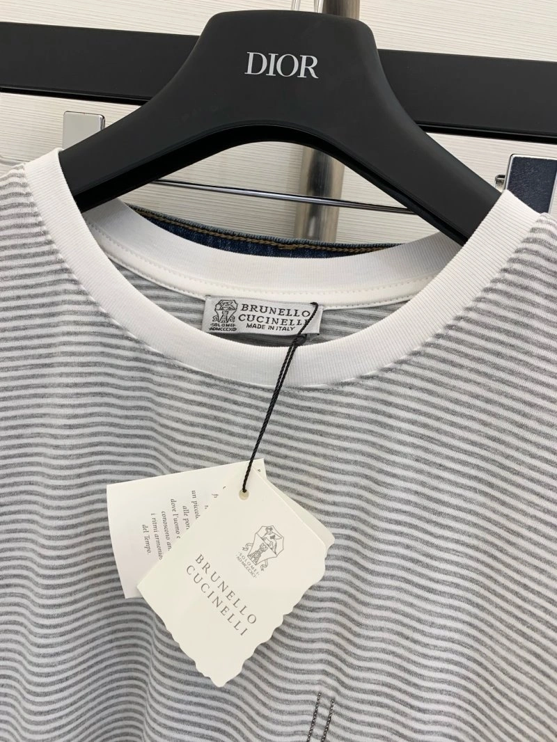 Reasonably priced Brunello Cucinelli T-Shirts