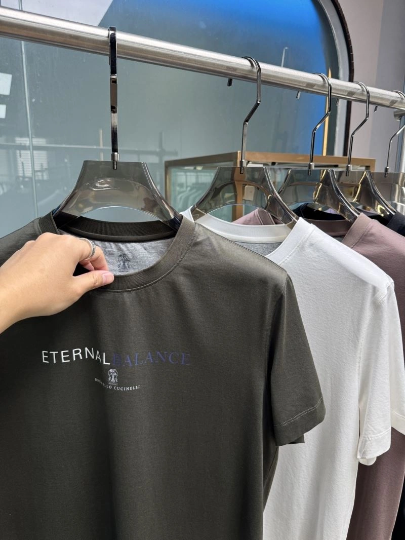 Top match Brunello Cucinelli T-Shirts