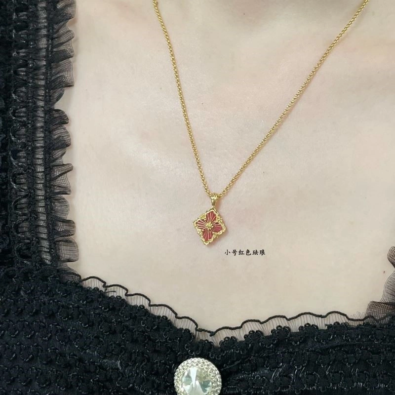 Buccellati Necklaces
