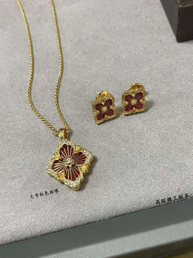 Brand-authenticated Buccellati Necklaces