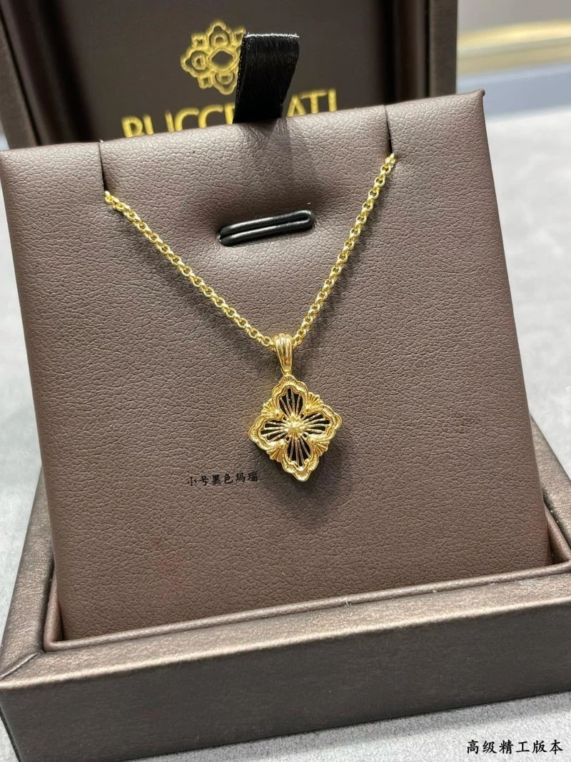 Official Buccellati Necklaces