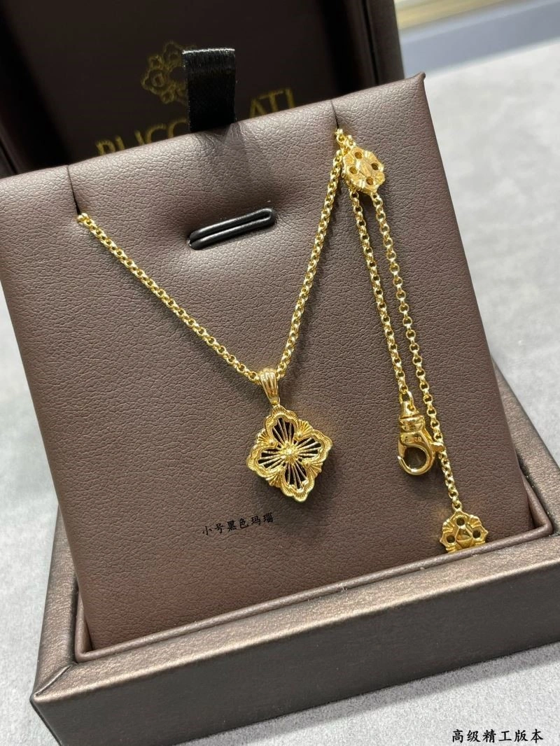 Official Buccellati Necklaces