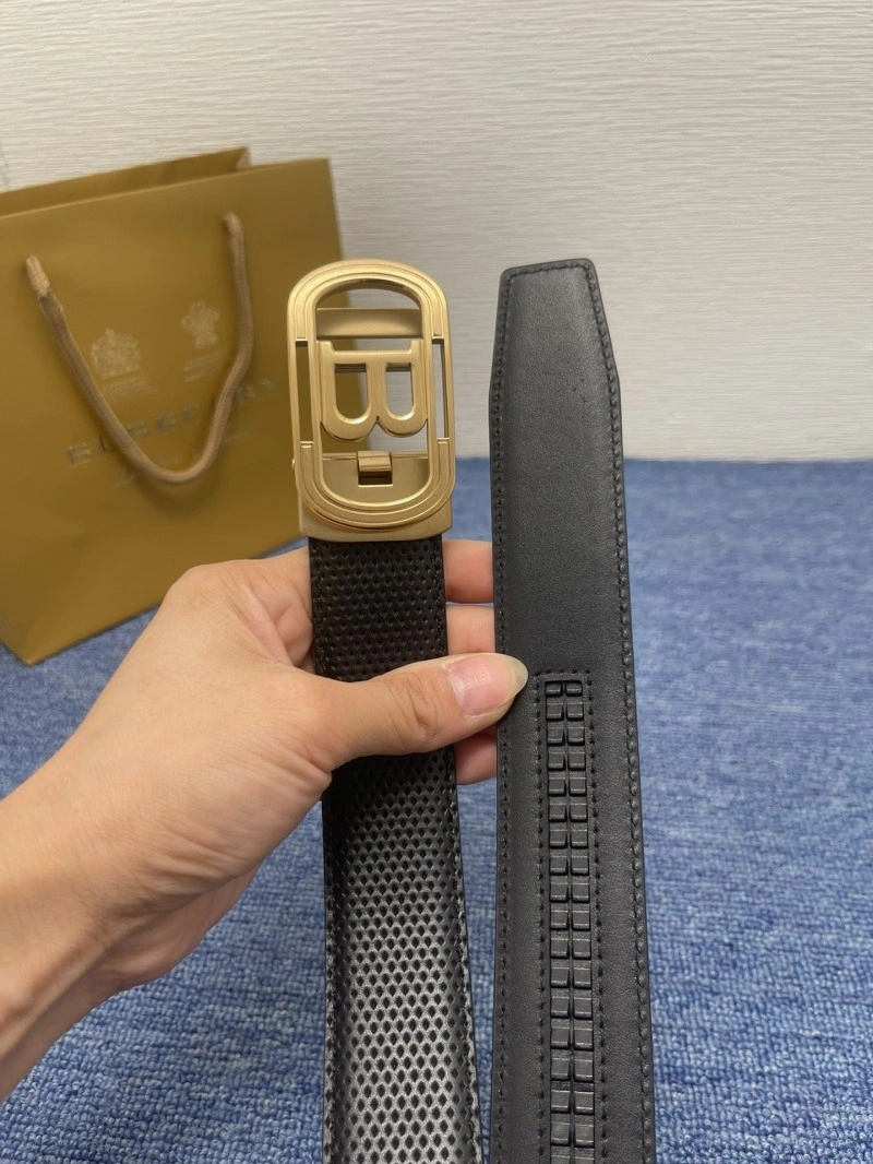 Top mirror Burberry Belts