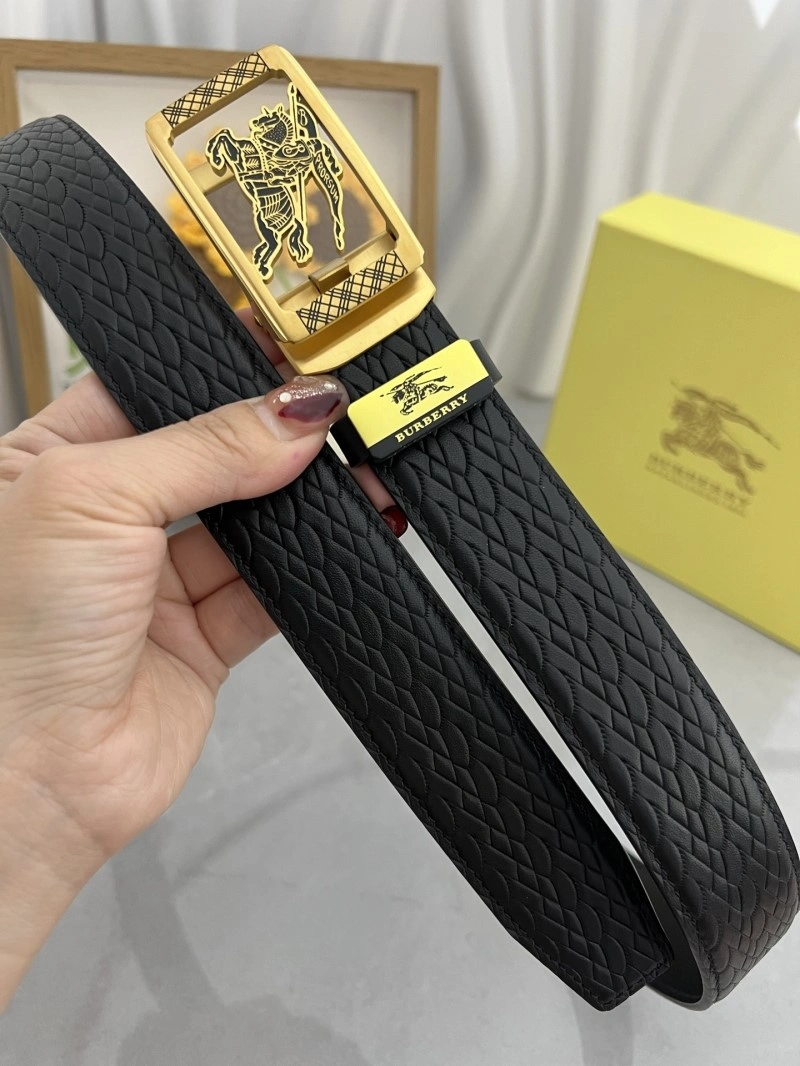 Accurate model Burberry Belts