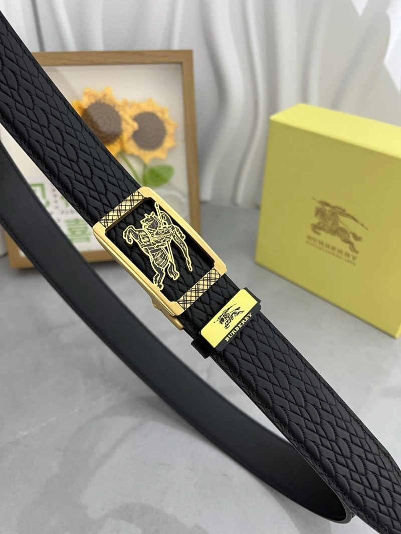 Accurate model Burberry Belts
