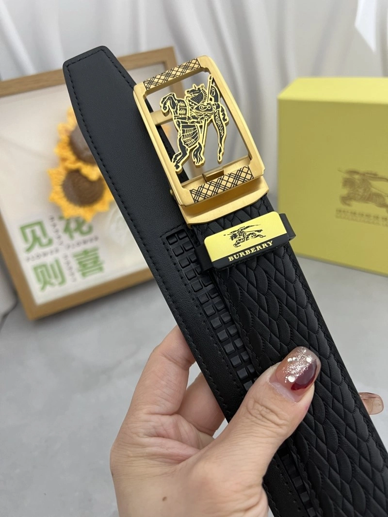 Accurate model Burberry Belts