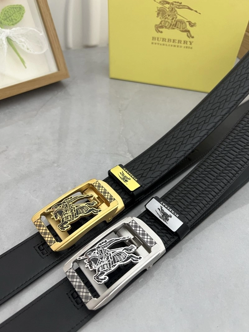 Accurate model Burberry Belts