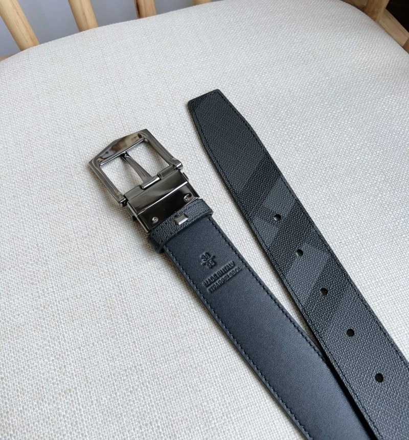 Low-cost Burberry Belts