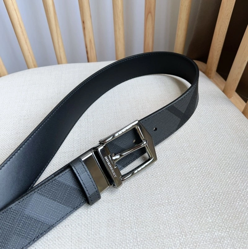 Low-cost Burberry Belts