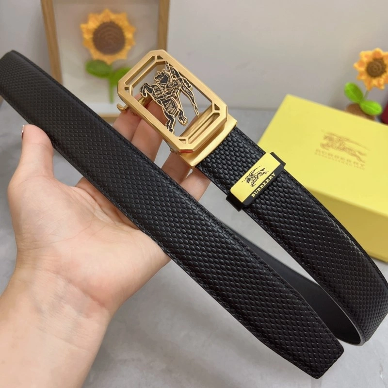 Accurate model Burberry Belts