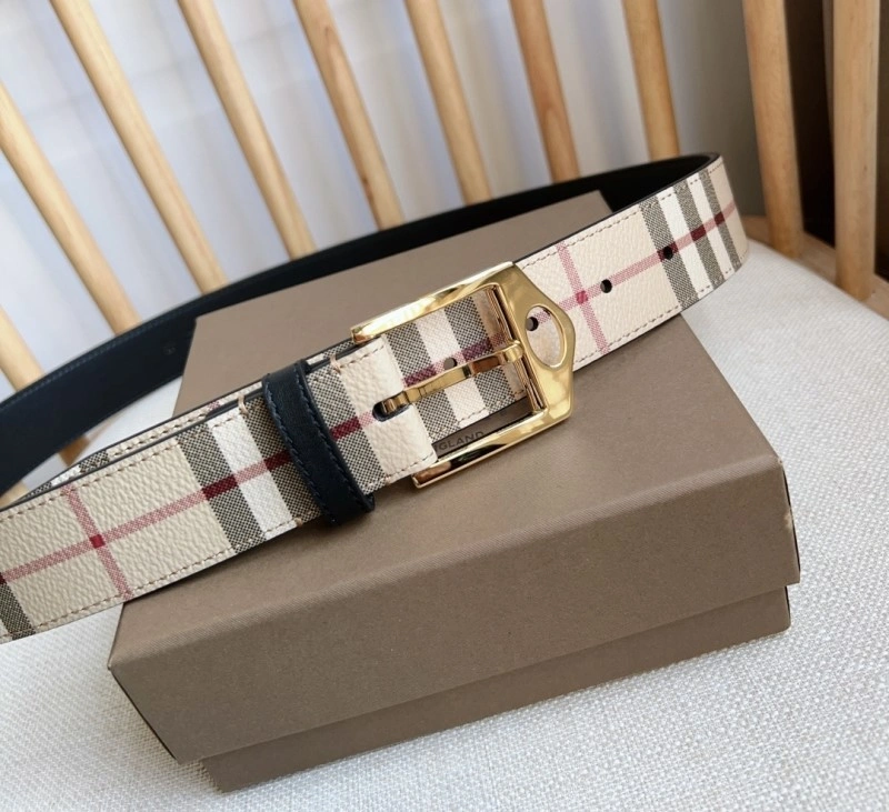 Accurate model Burberry Belts