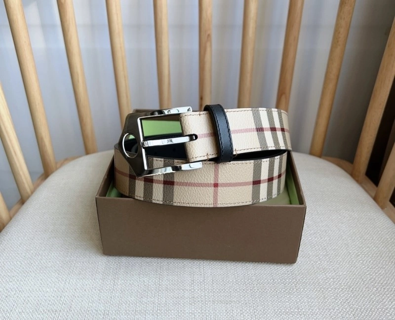 Top mirror Burberry Belts