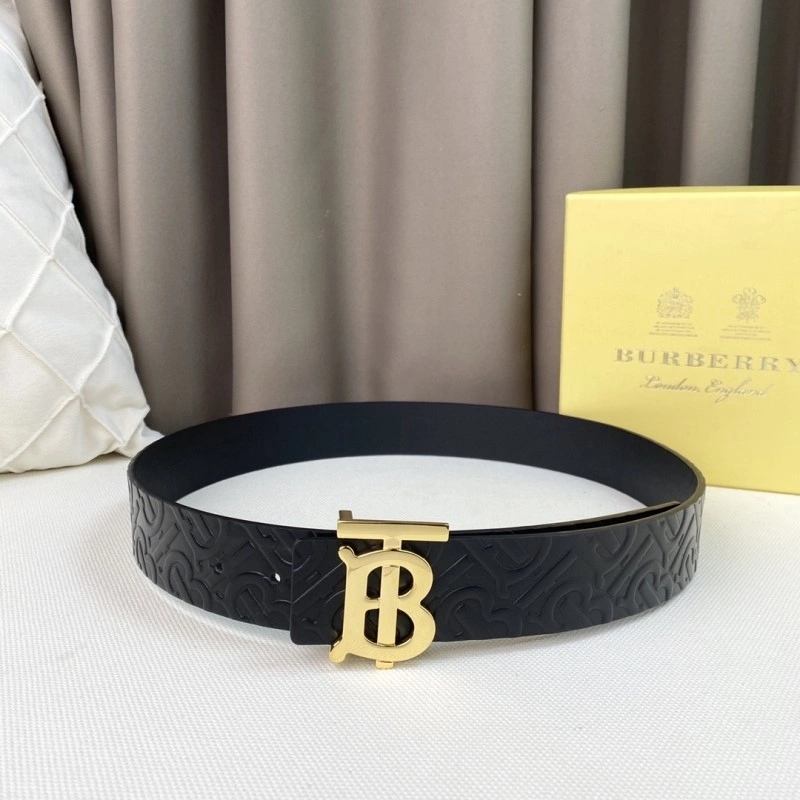 Accurate model Burberry Belts