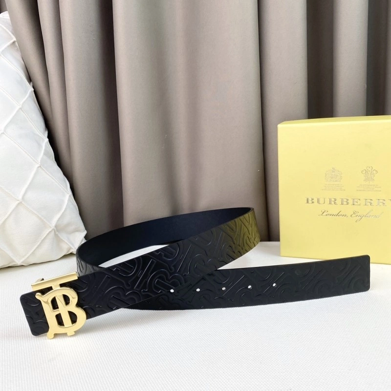 Accurate model Burberry Belts