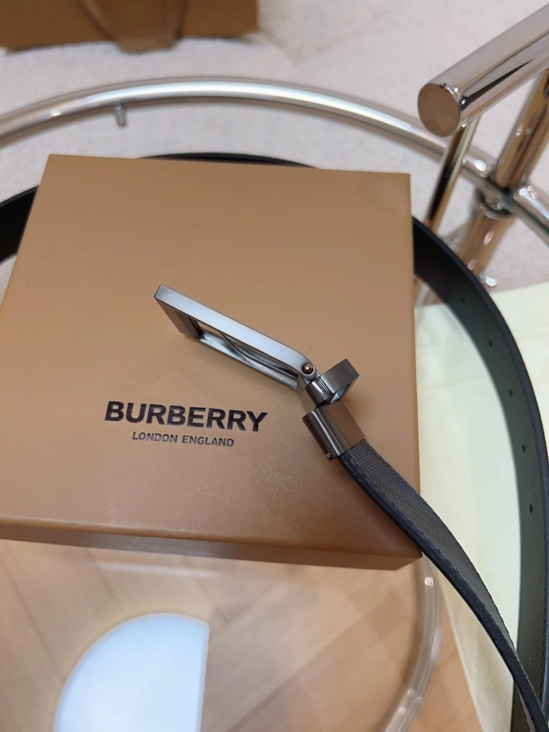 Indistinguishable Burberry Belts