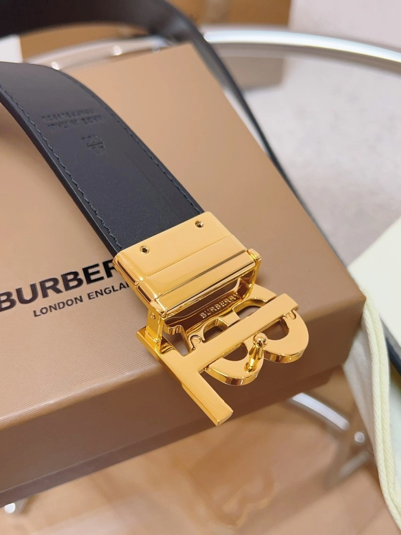 Low-cost Burberry Belts