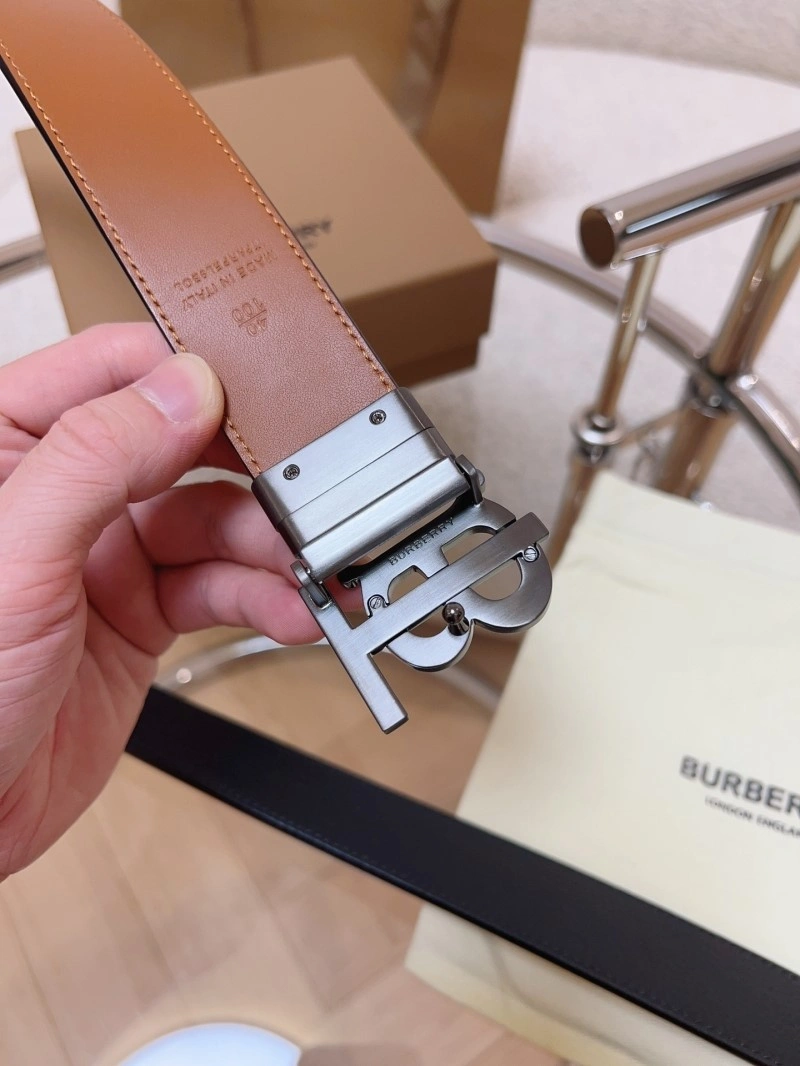 Low-cost Burberry Belts