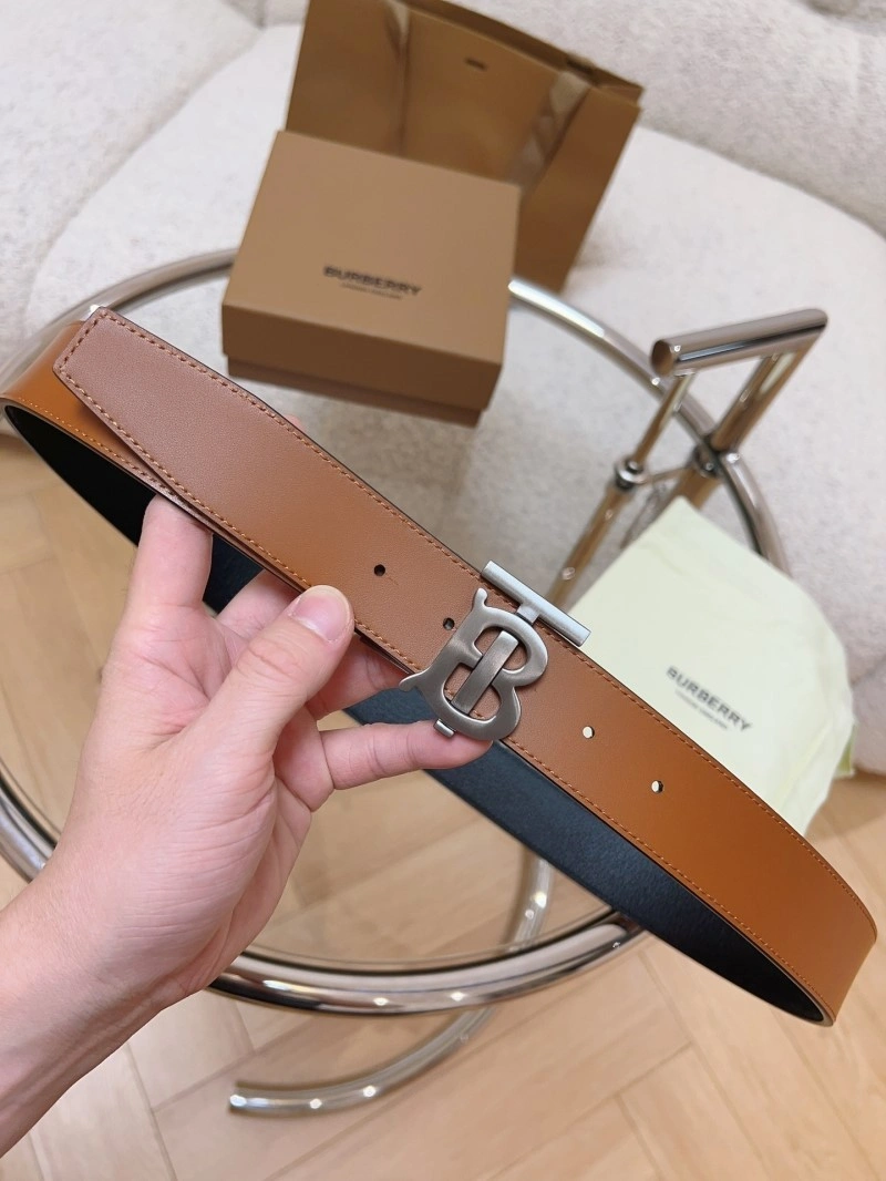 Low-cost Burberry Belts