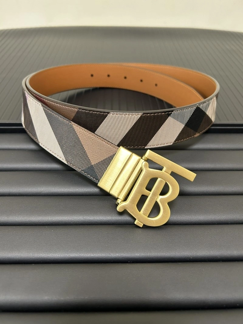 Accurate model Burberry Belts