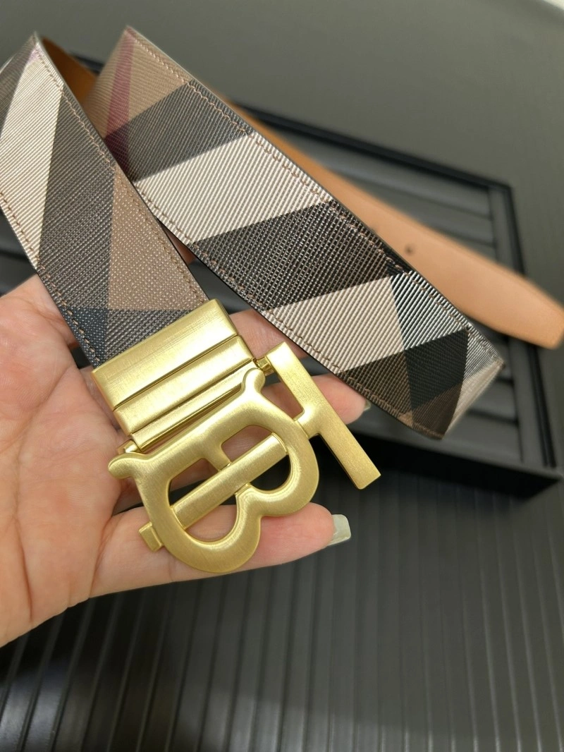 Accurate model Burberry Belts