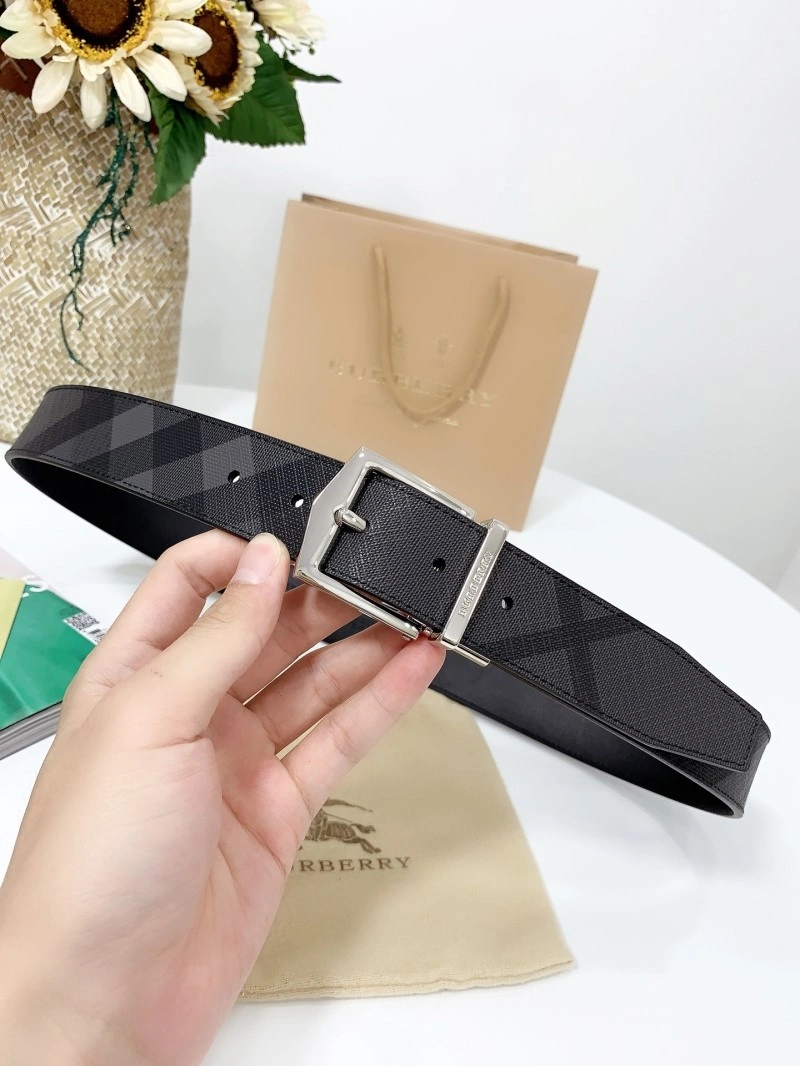 Low-cost Burberry Belts