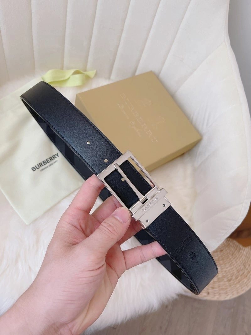 Accurate model Burberry Belts