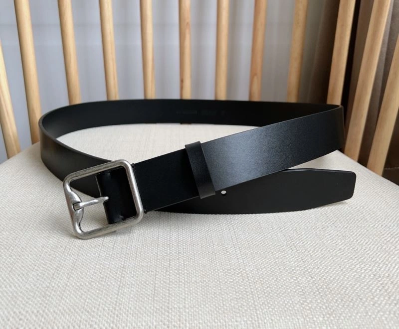 Top mirror Burberry Belts