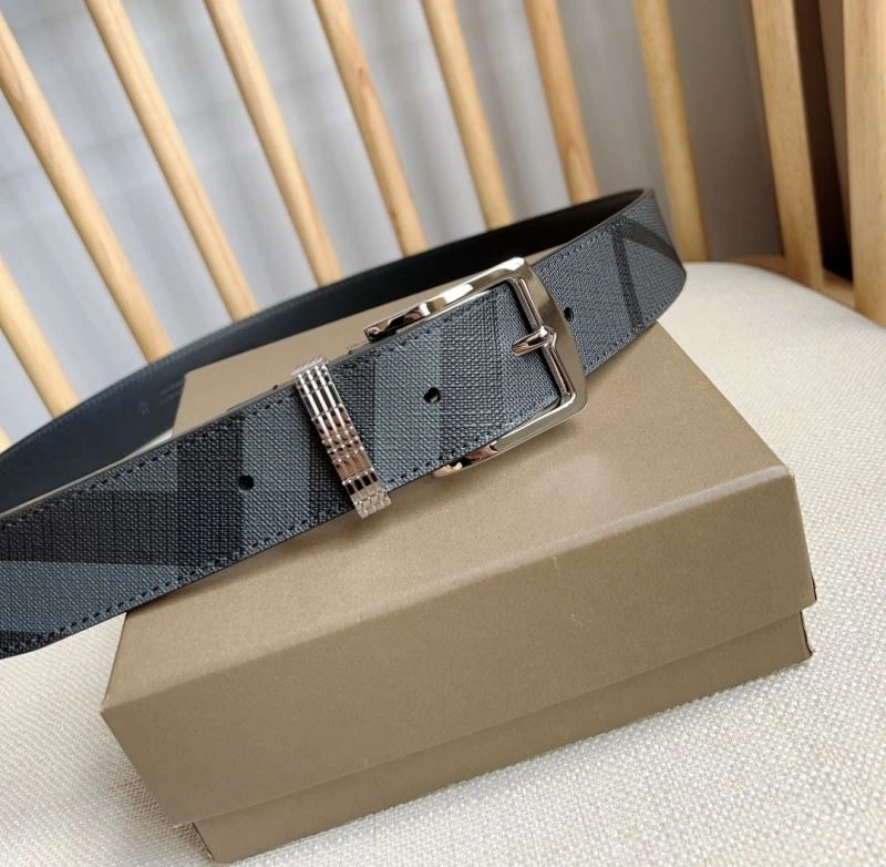 Low-cost Burberry Belts