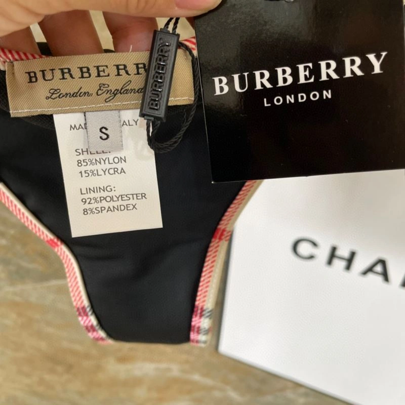Accurate model Burberry Bikins