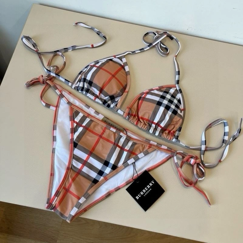 Top mirror Burberry Bikins