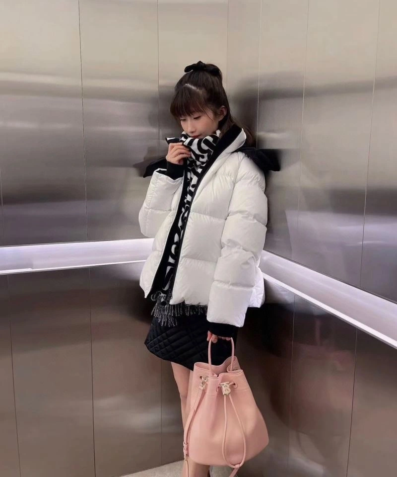 Indistinguishable Burberry Bucket Bags
