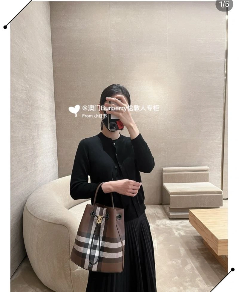 High accuracy Burberry Bucket Bags
