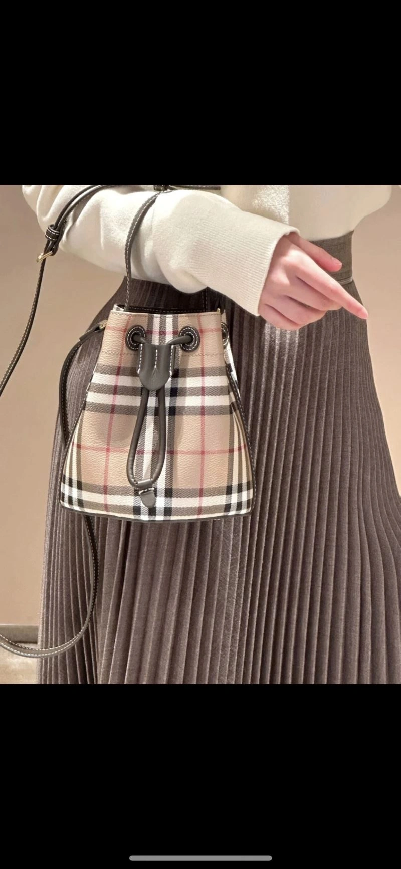 Cut-rate Burberry Bucket Bags