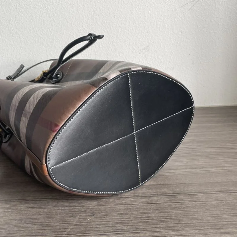 1:1 copy Burberry Bucket Bags