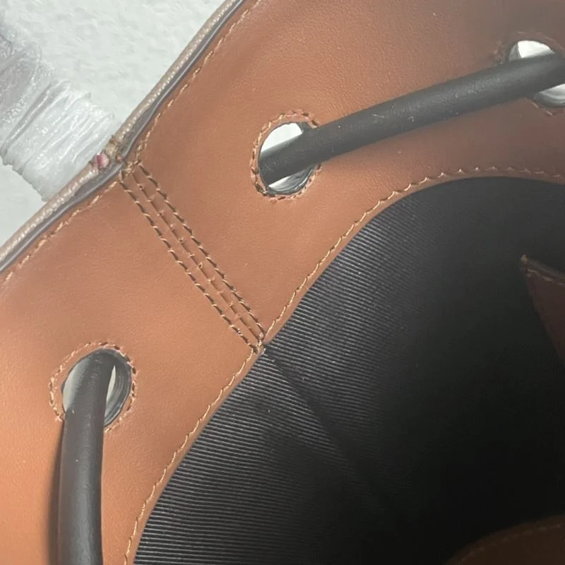Mirror quality Burberry Bucket Bags