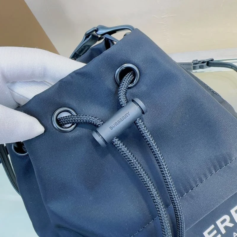 Top match Burberry Bucket Bags