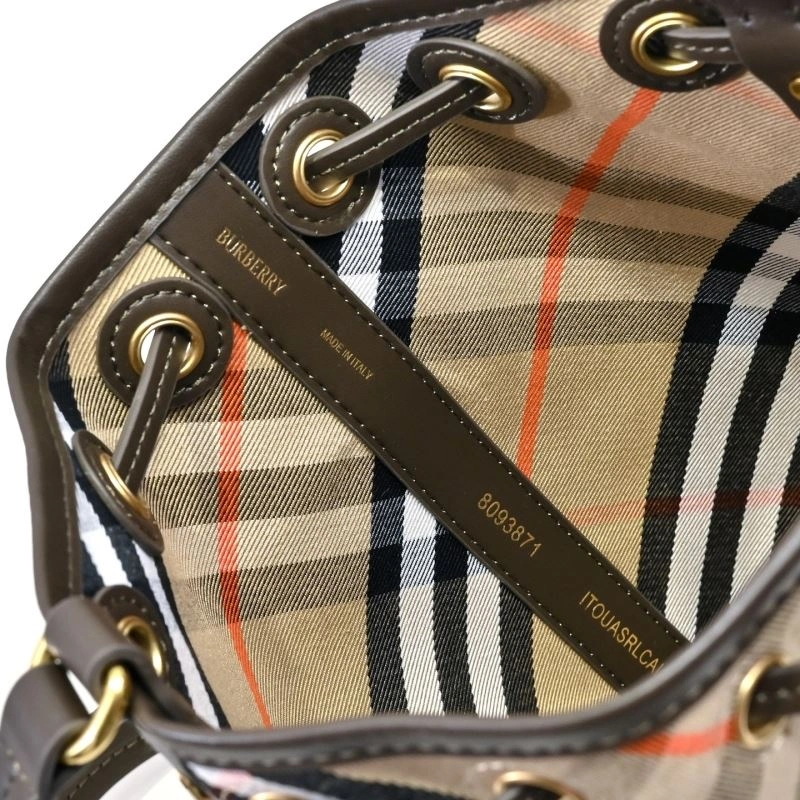 Top match Burberry Bucket Bags