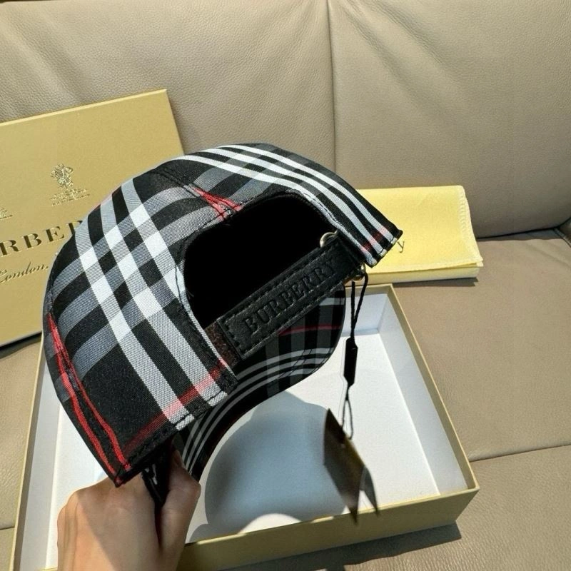 Low-cost Burberry Caps