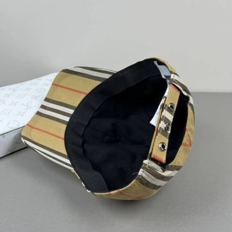 Low-cost Burberry Caps
