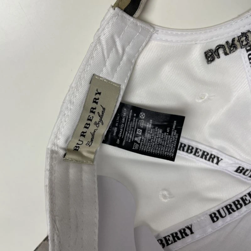 Low-cost Burberry Caps