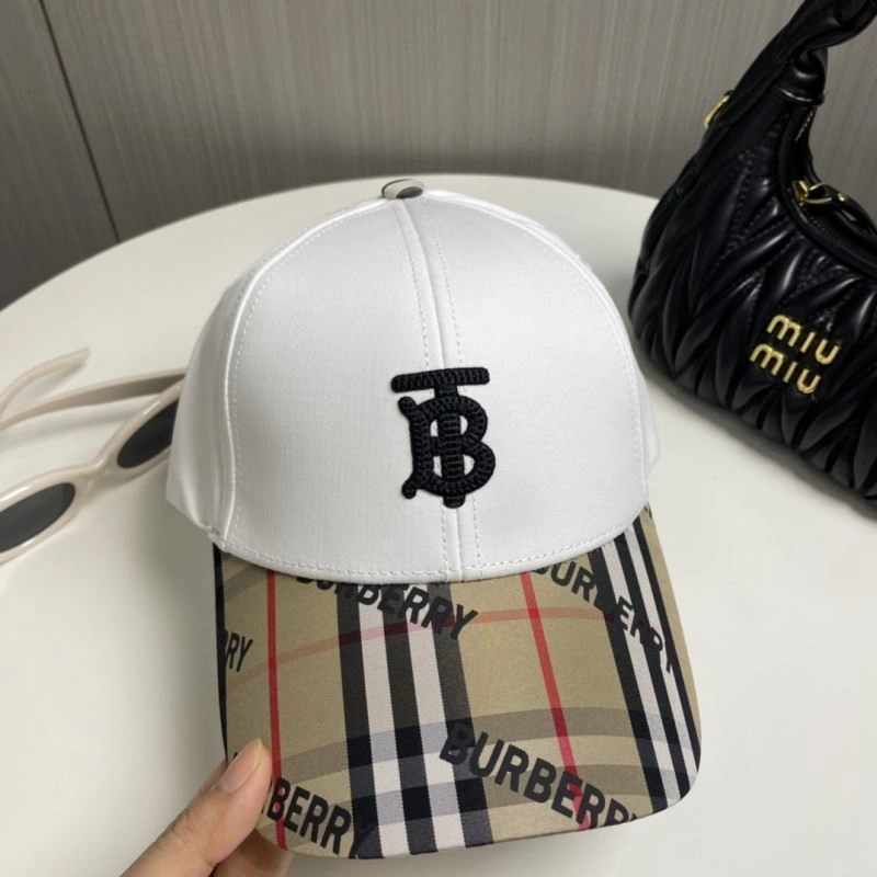 Low-cost Burberry Caps