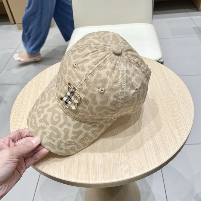 Accurate model Burberry Caps