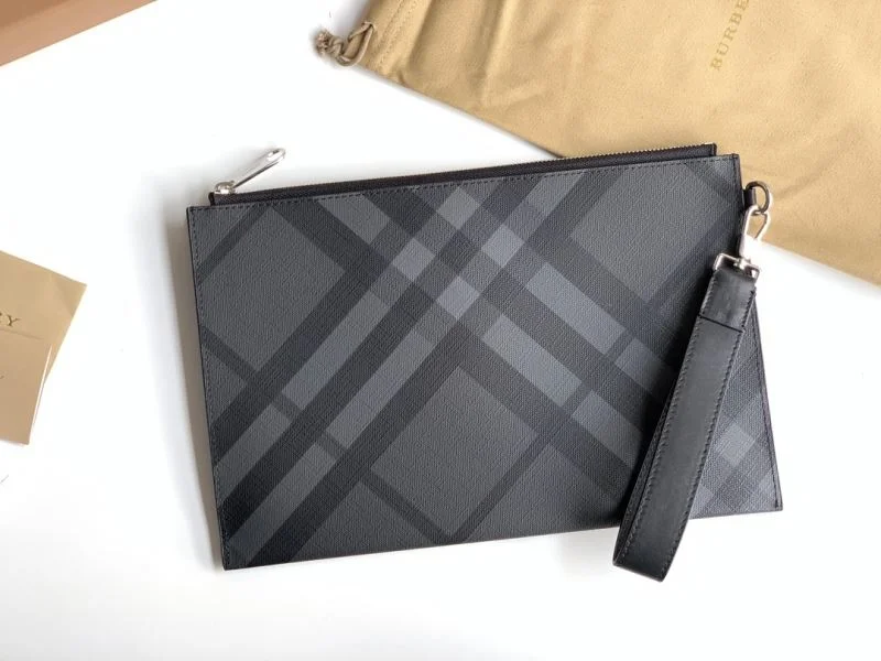 Brand-original Burberry Clutch Bags