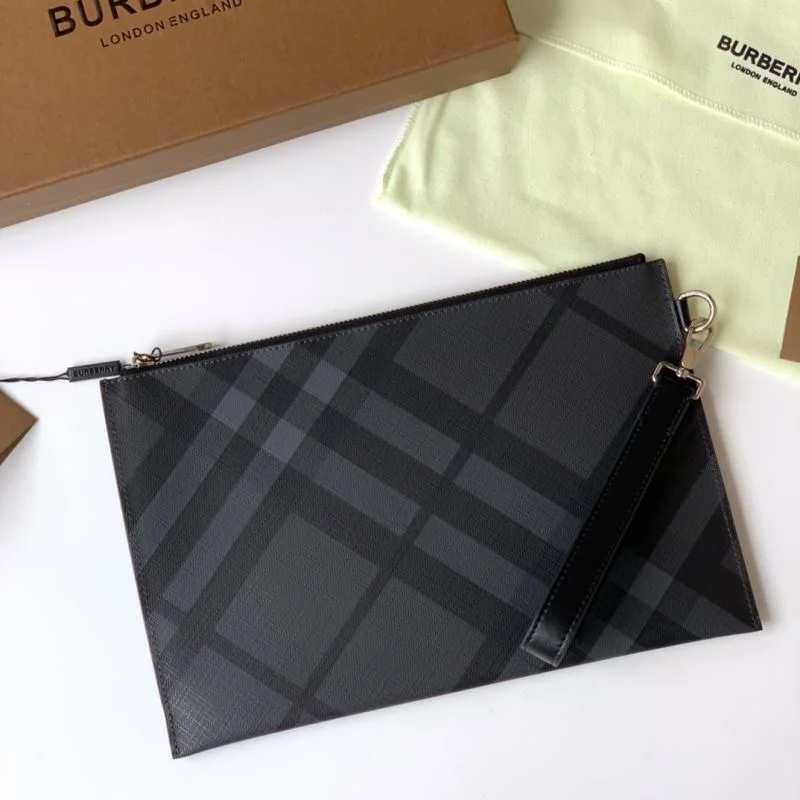 Inexpensive Burberry Clutch Bags